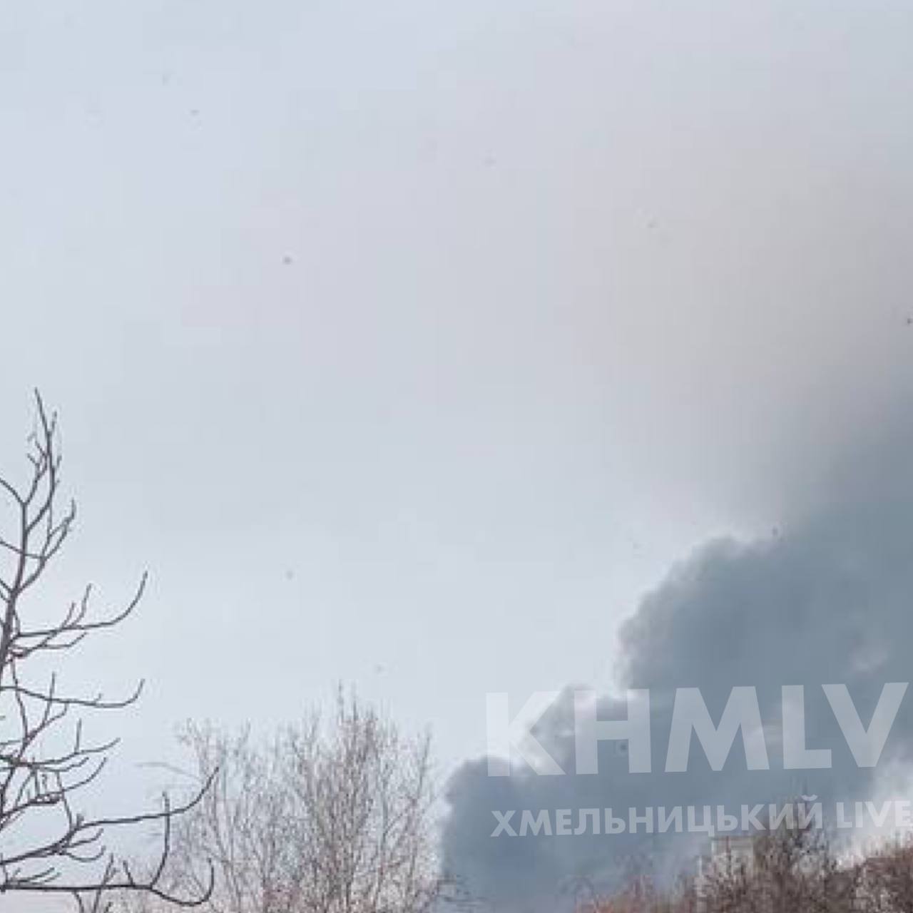 У Хмельницькому чути звуки вибухів обстріляли обєкти критичної інфраструктури Незалежний