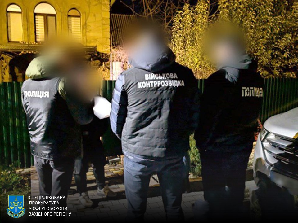 На Хмельниччині на вимаганні хабаря у 2 000 доларів викрили підполковника ТЦК Незалежний